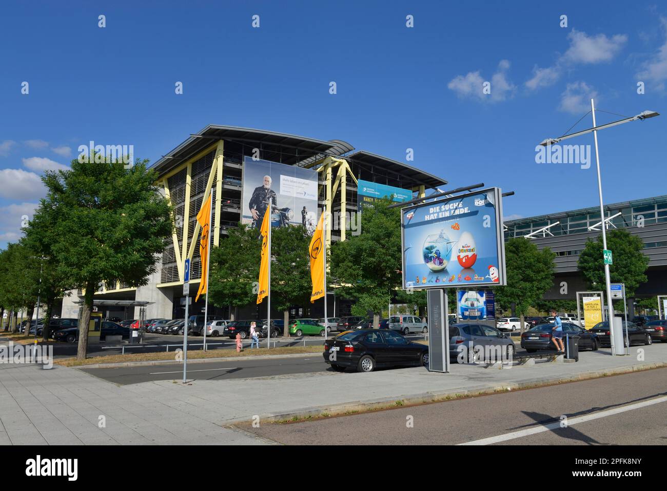 Airport multi-storey car park, Leipzig, Saxony, Germany Stock Photo - Alamy