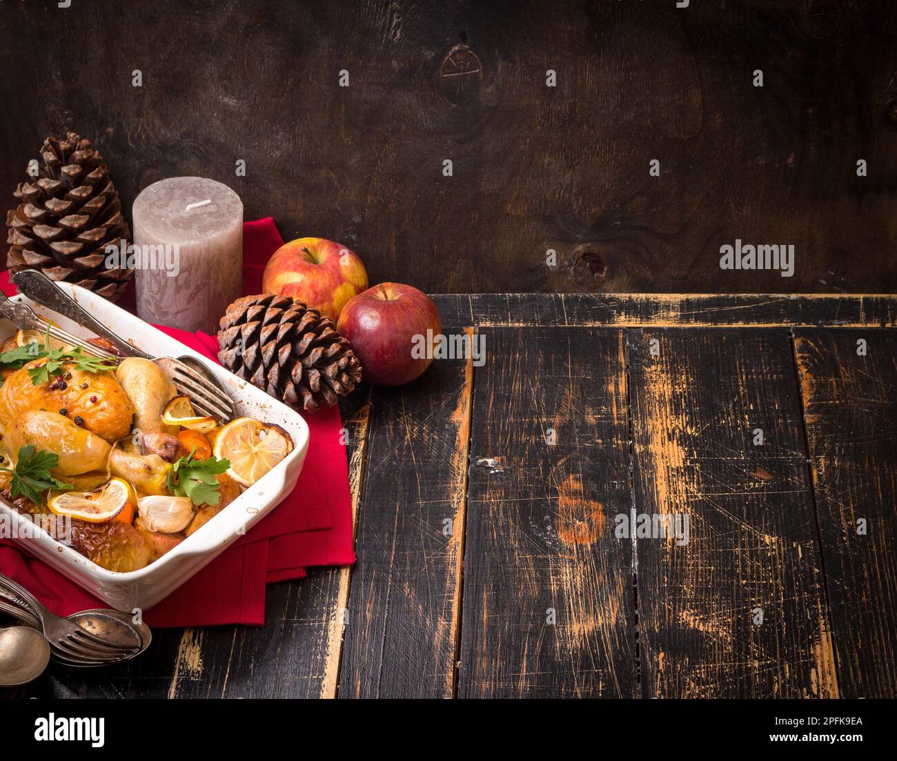 Roasted chicken. Christmas food background. Rustic celebration table ...