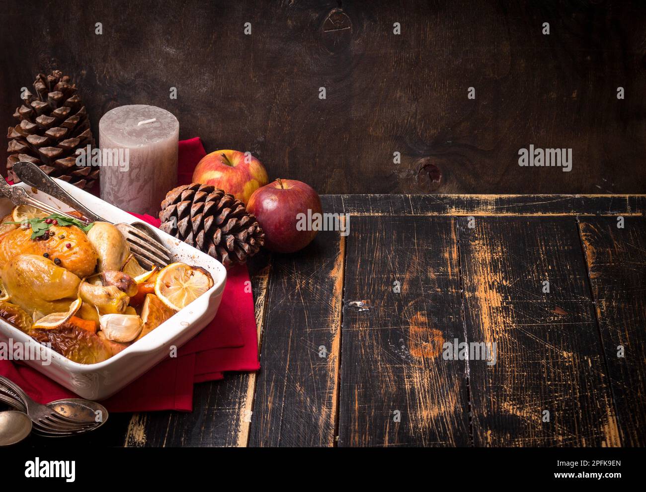 Roasted chicken. Christmas food background. Rustic celebration table ...