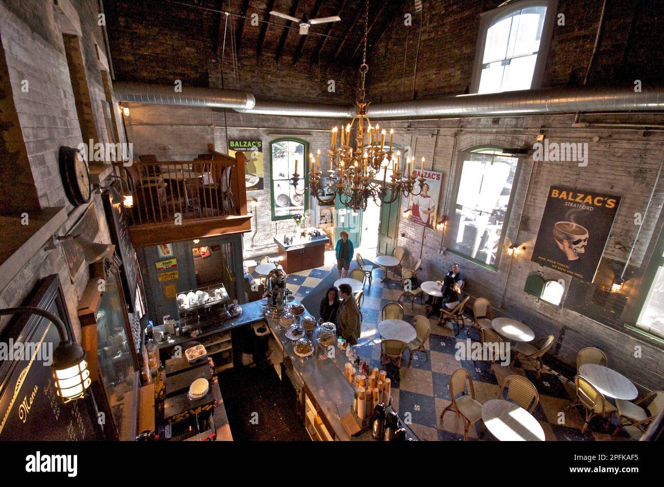 Downtown toronto cafe hi-res stock photography and images - Alamy