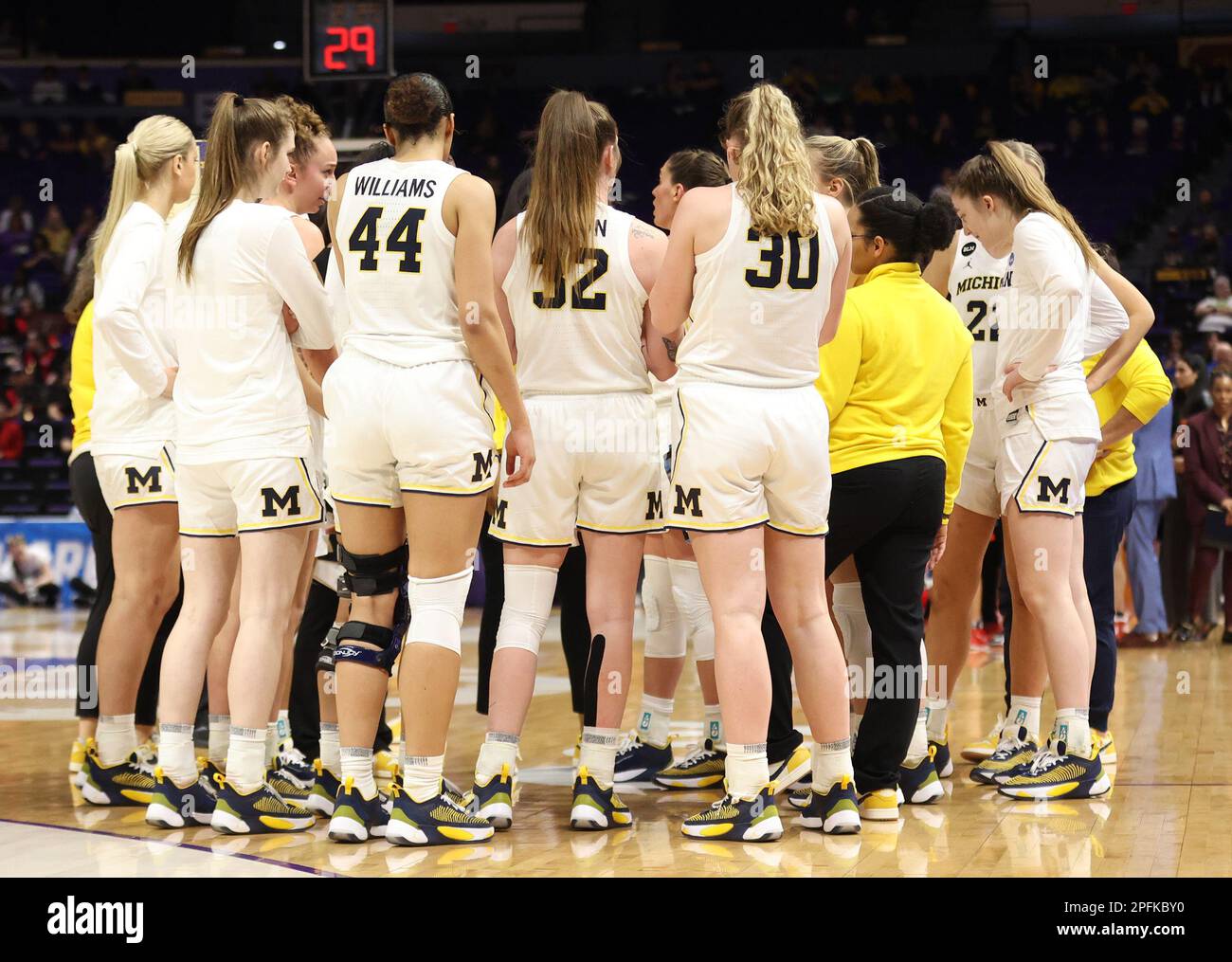 Baton Rouge, USA. 17th Mar, 2023. The Michigan Wolverines team huddle ...