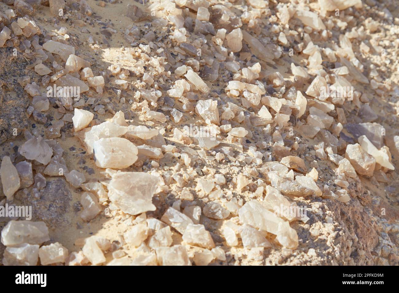 The Enigmatic Crystal Mountain in the Middle of Egypt's Western Desert ...
