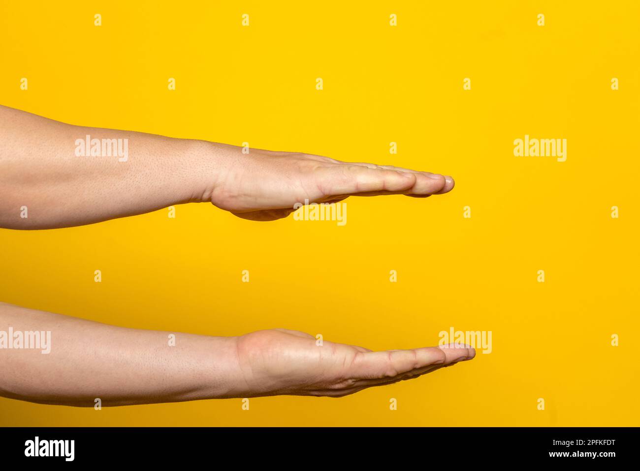 Parallel arm hi-res stock photography and images - Alamy