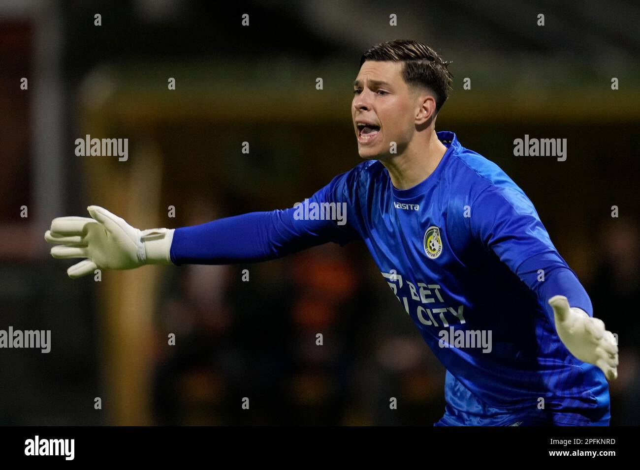 VOLENDAM, NETHERLANDS - MARCH 17: goalkeeper Ivor Pandur of Fortuna ...