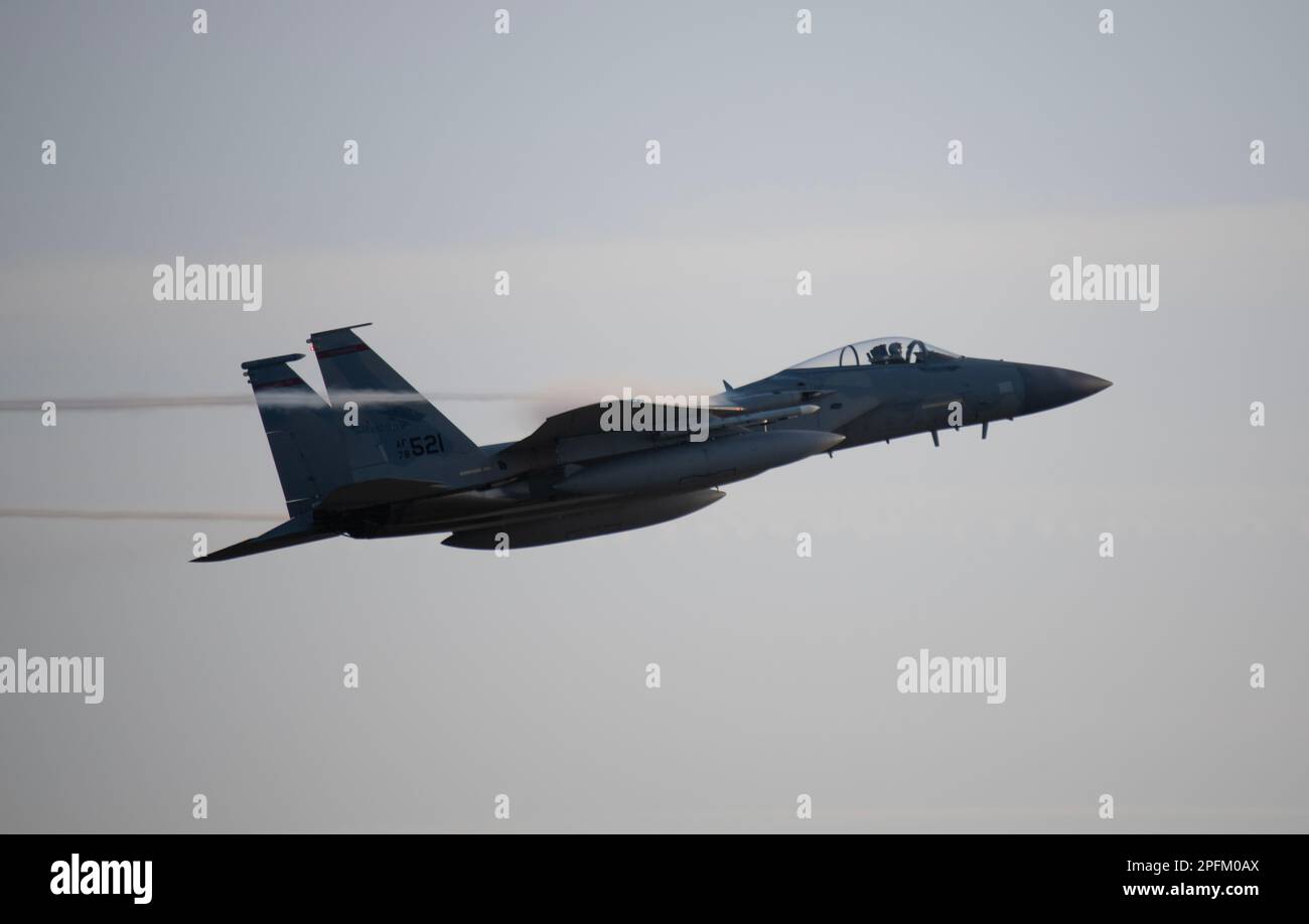 An F-15C assigned to the Oregon Air National Guard's 123rd Fighter ...