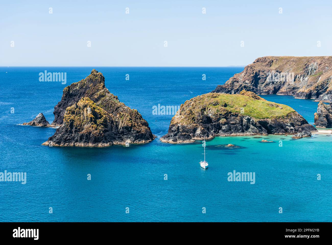 Kynance Cove and Asparagus Island, Cornwall, England Stock Photo - Alamy