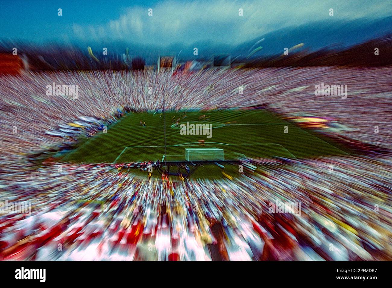 Overview of Rose Bowl during the USA/CHN finals at the 1999 FIFA Women ...