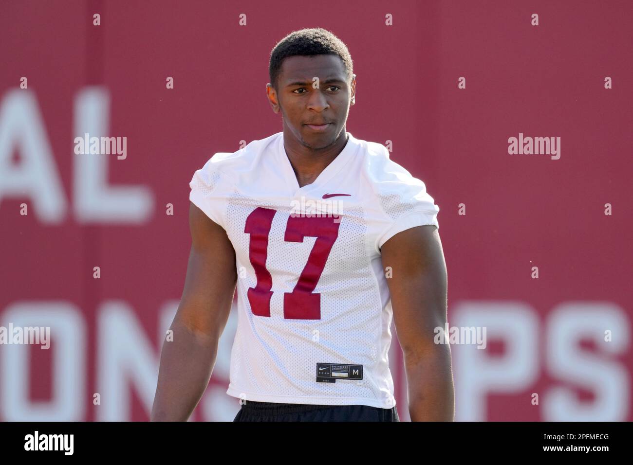 Southern California Trojans defensive back Christian Roland-Wallace (17 ...
