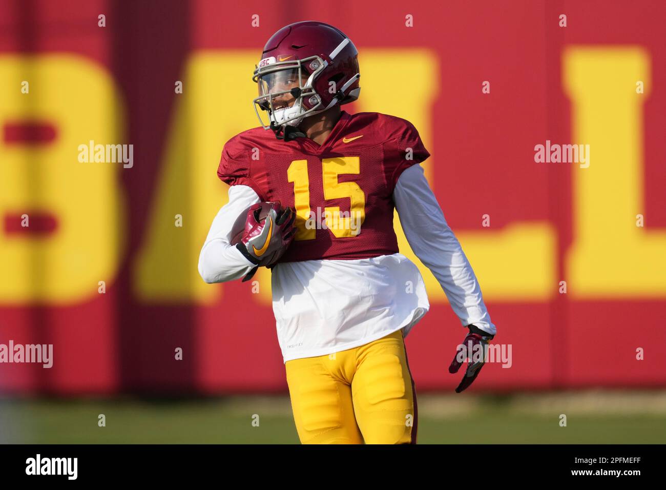 Southern California Trojans receiver Dorian Singer (15) during spring ...