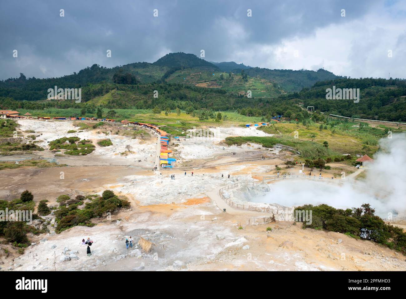 Sikidang Crater, Kawah Sikidang, Dieng Plateau, Central Java, Indonesia ...