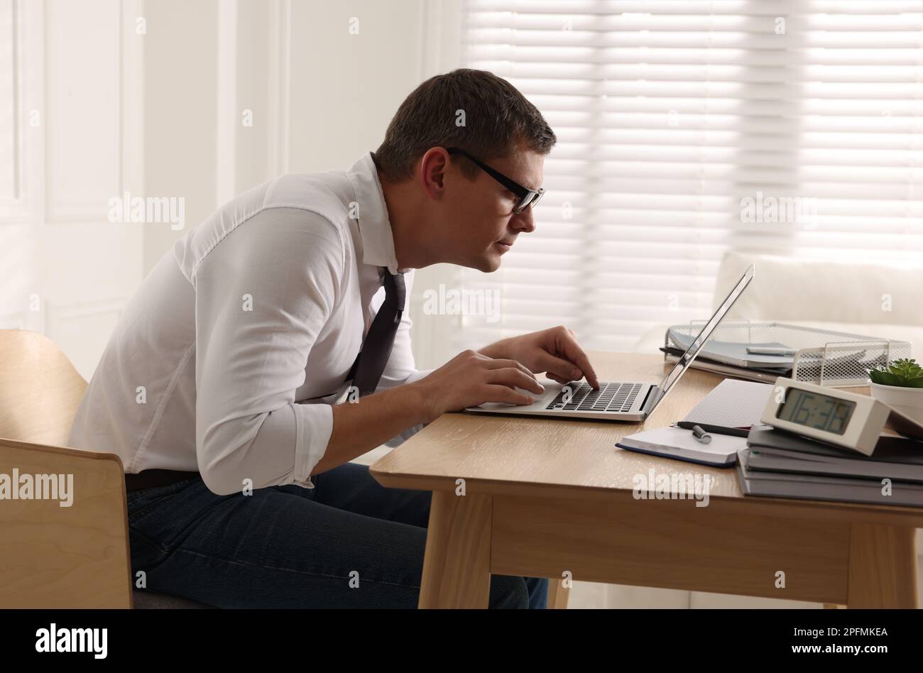 Healthy and unhealthy person working hi-res stock photography and ...