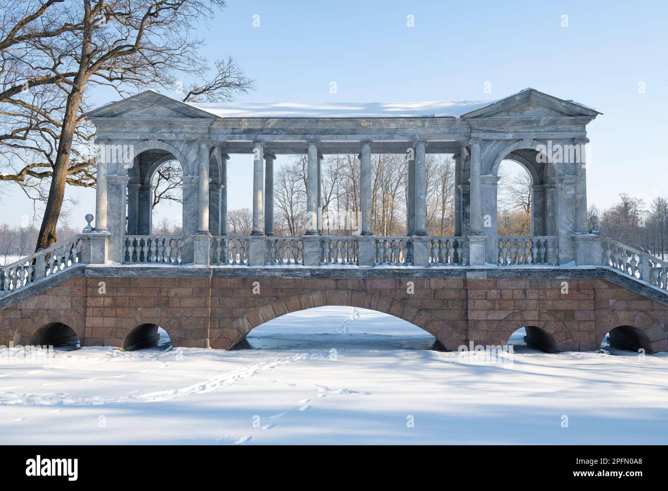 Ancient Marble Bridge on a sunny February day. Catherine Park in ...