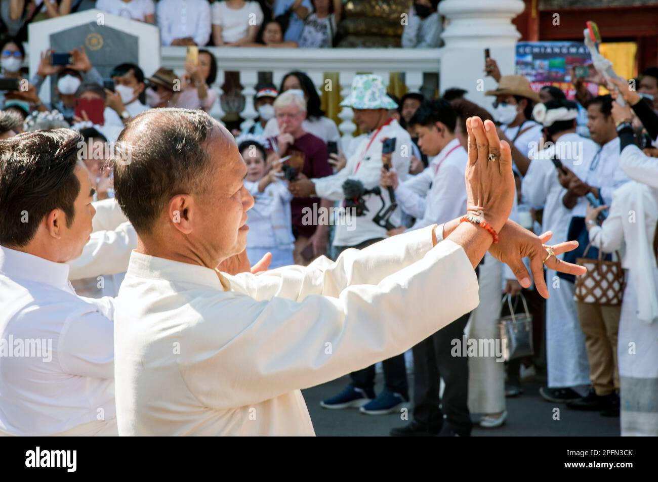 Thai traditional dance thailand hi-res stock photography and images - Alamy