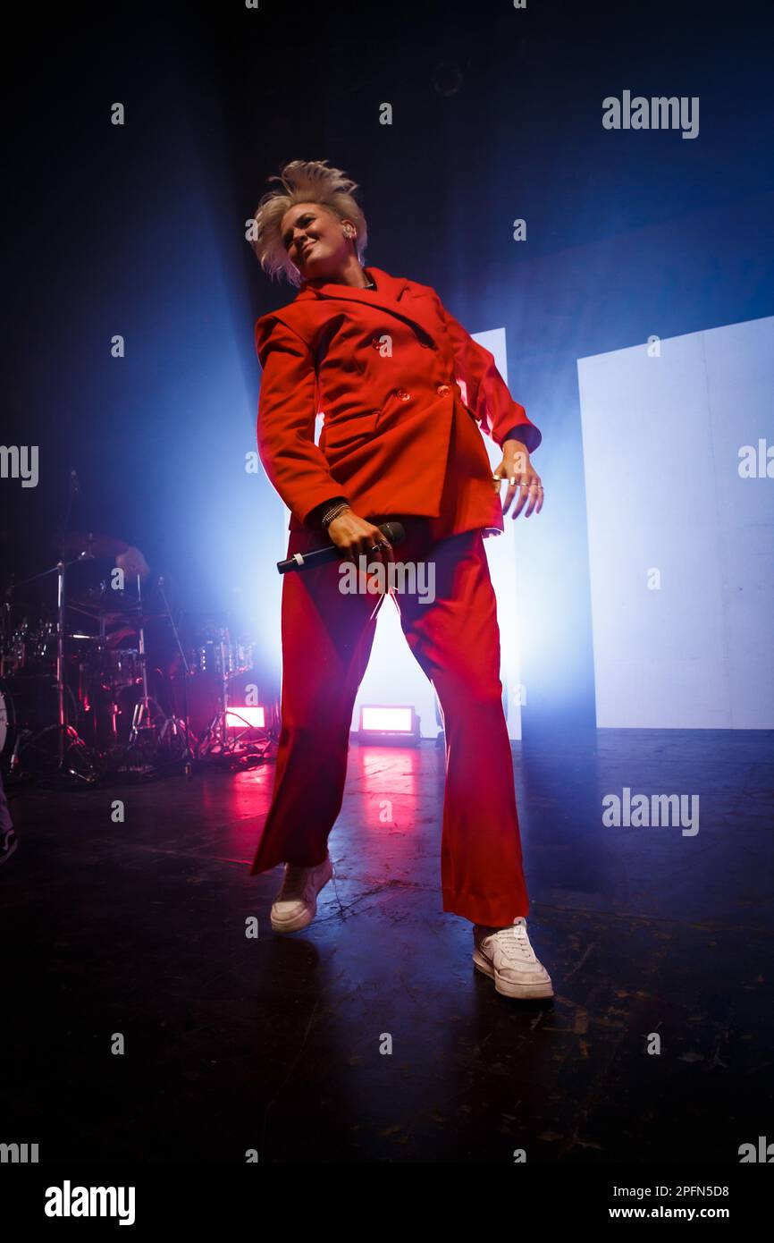 Big valley tv hi-res stock photography and images - Alamy