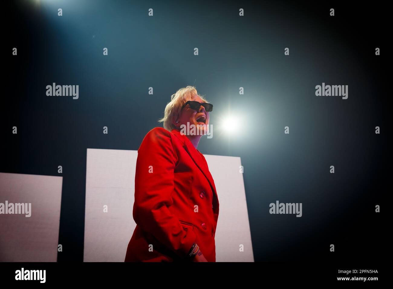 Always and forever concert hi-res stock photography and images - Alamy