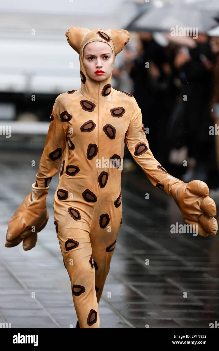 Tokyo, Japan. 18th Mar, 2023. A model wearing fashion brand aki masuda ...