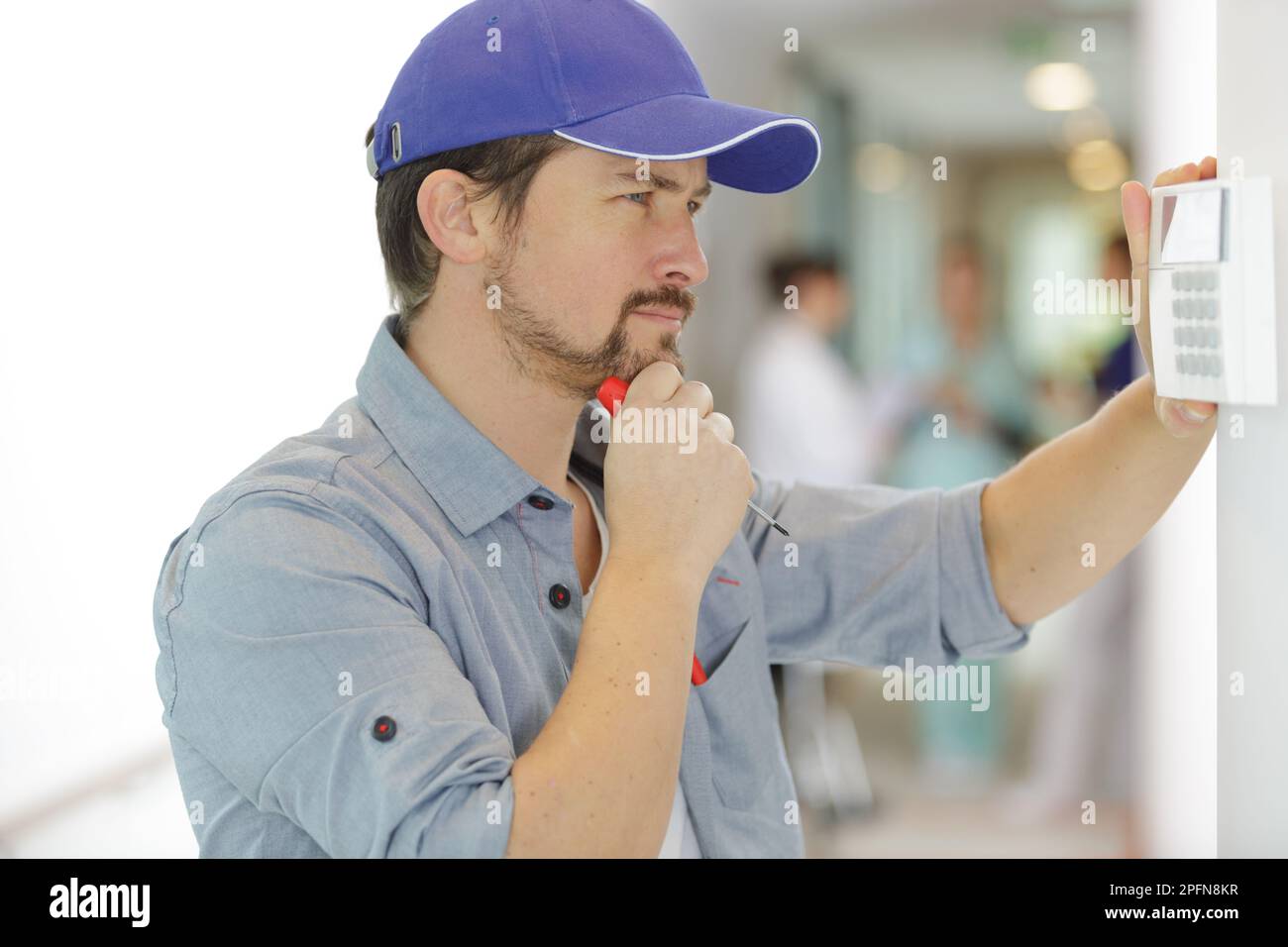 Hvac worker installing heating hi-res stock photography and images - Alamy