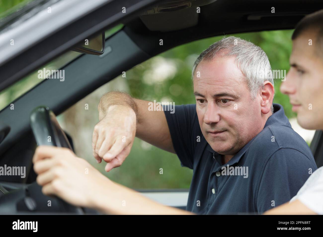 Driving instructor vintage car hi-res stock photography and images - Alamy