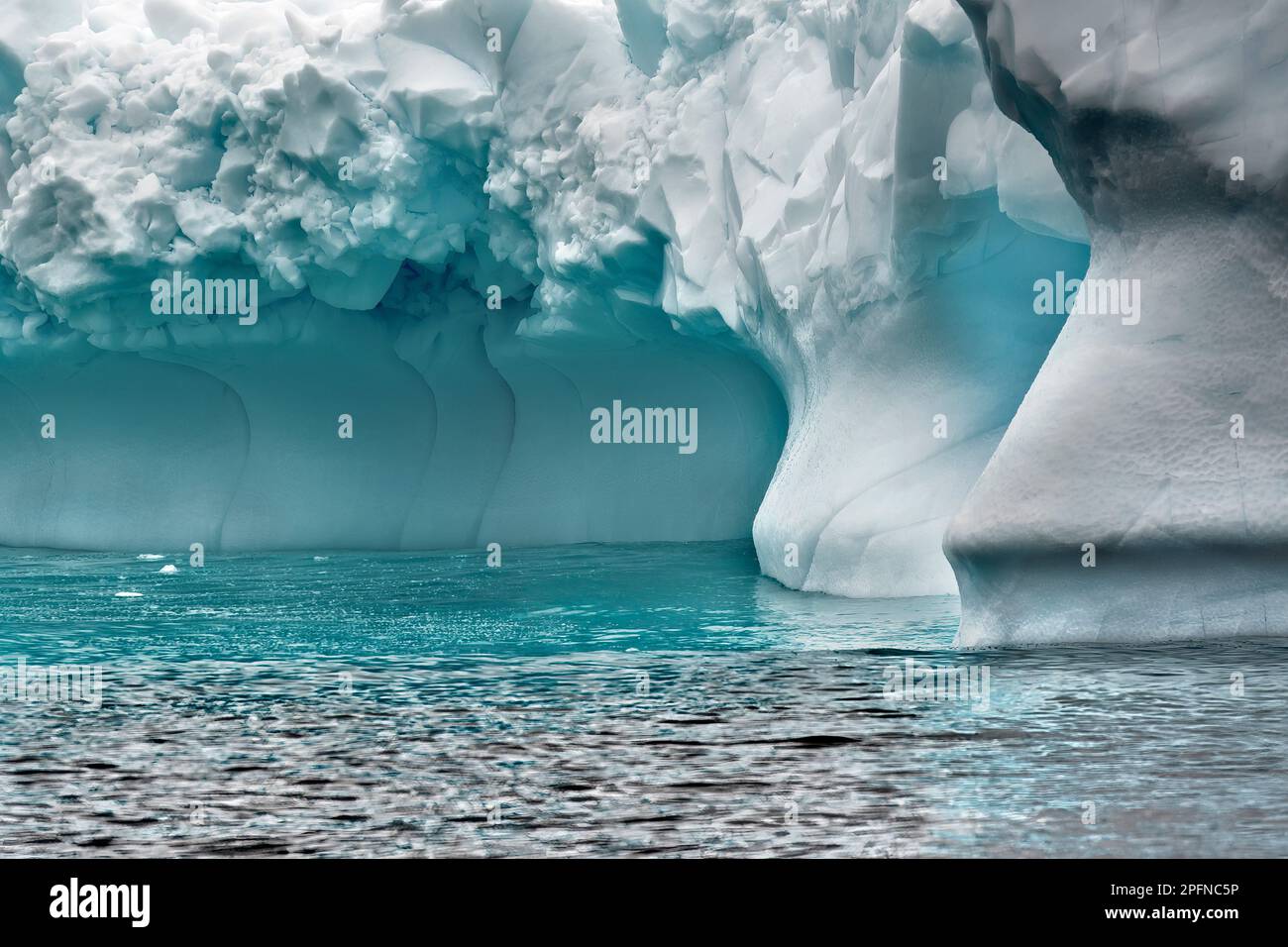 Reflections icebergs in waters hi-res stock photography and images - Alamy