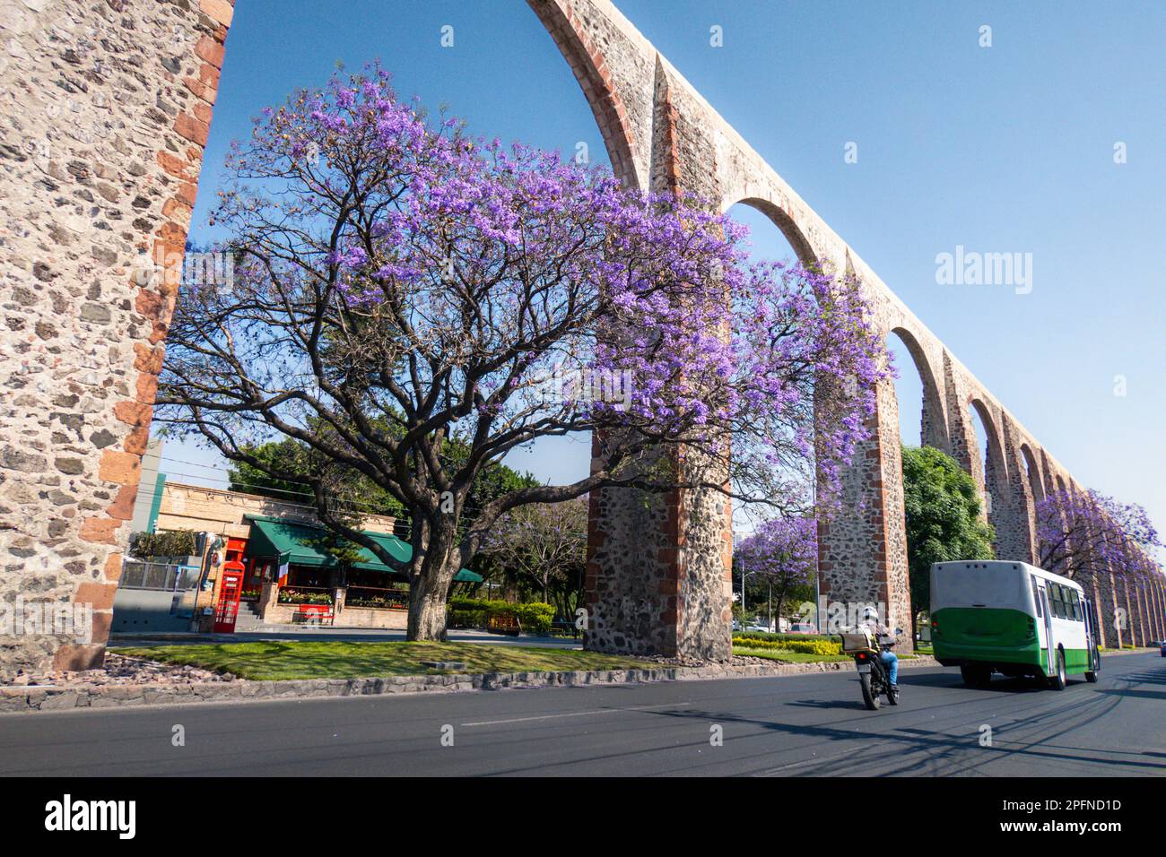 Acueducto queretaro mexico hi-res stock photography and images - Alamy