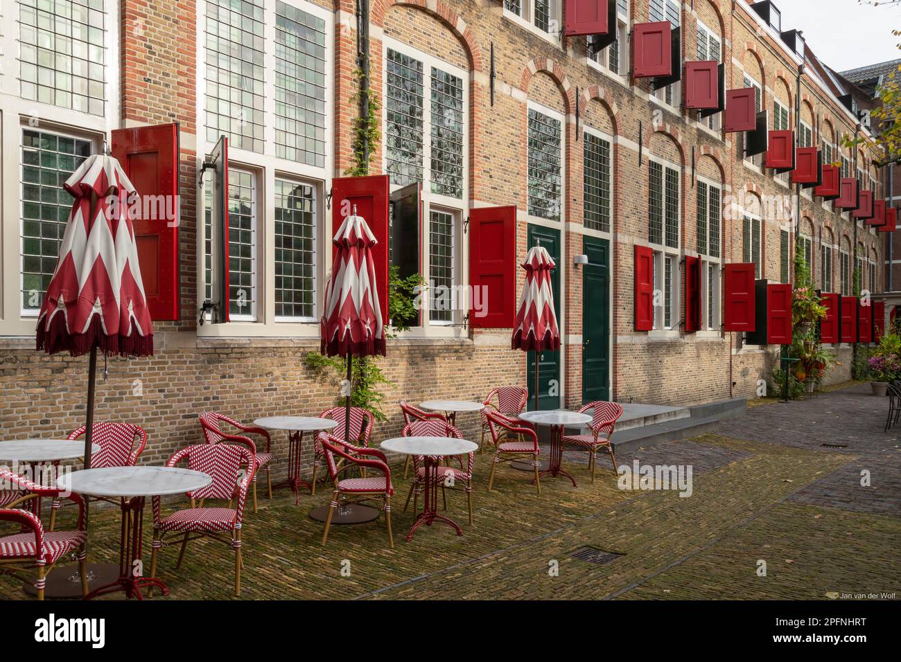 Former old orphanage in the historic center of Gouda Stock Photo - Alamy