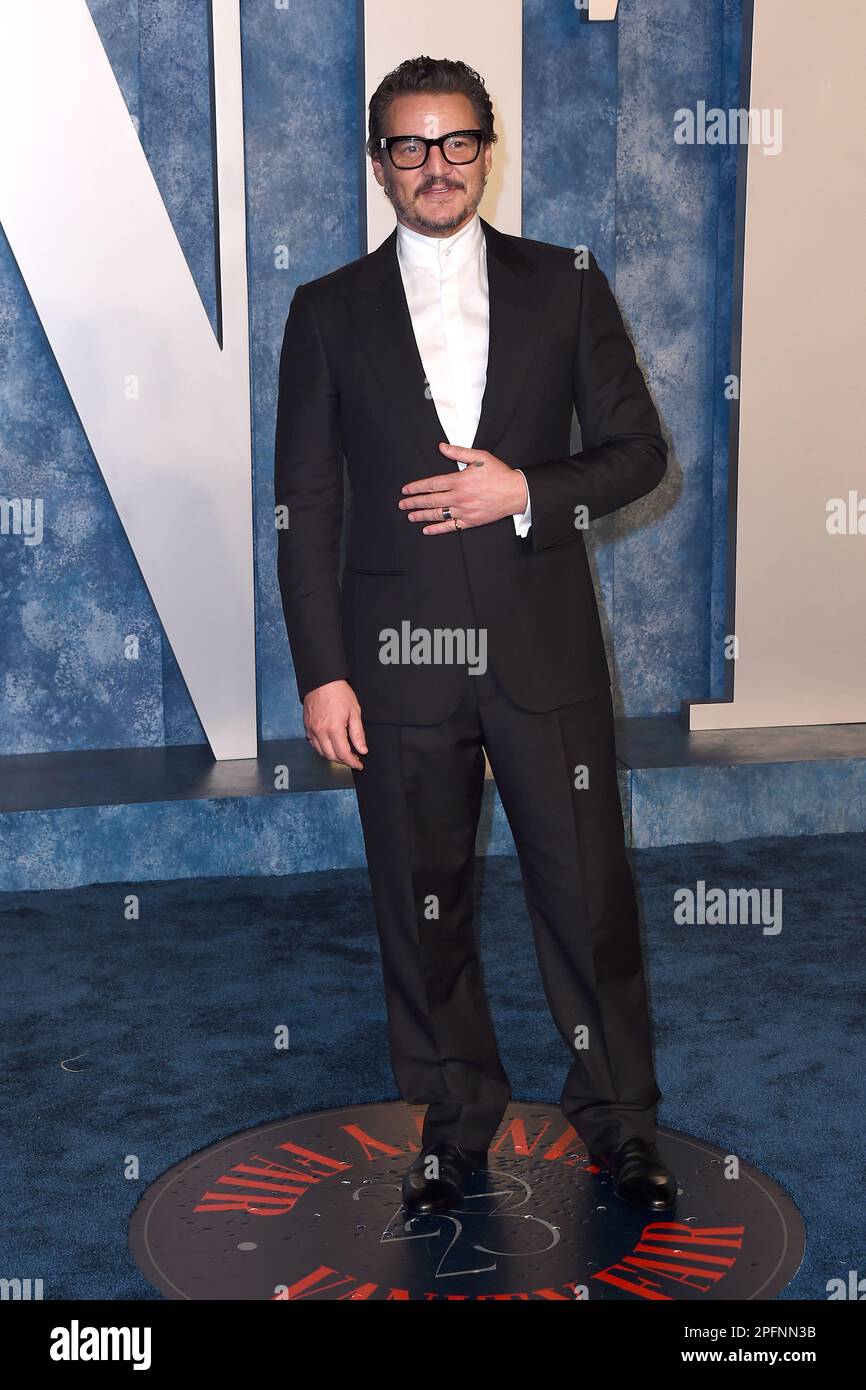 LOS ANGELES - MAR 12: Pedro Pascal at the 2023 Vanity Fair Oscar Party ...