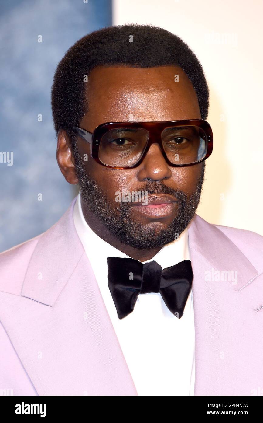 LOS ANGELES - MAR 12: Stephen Galloway at the 2023 Vanity Fair Oscar ...