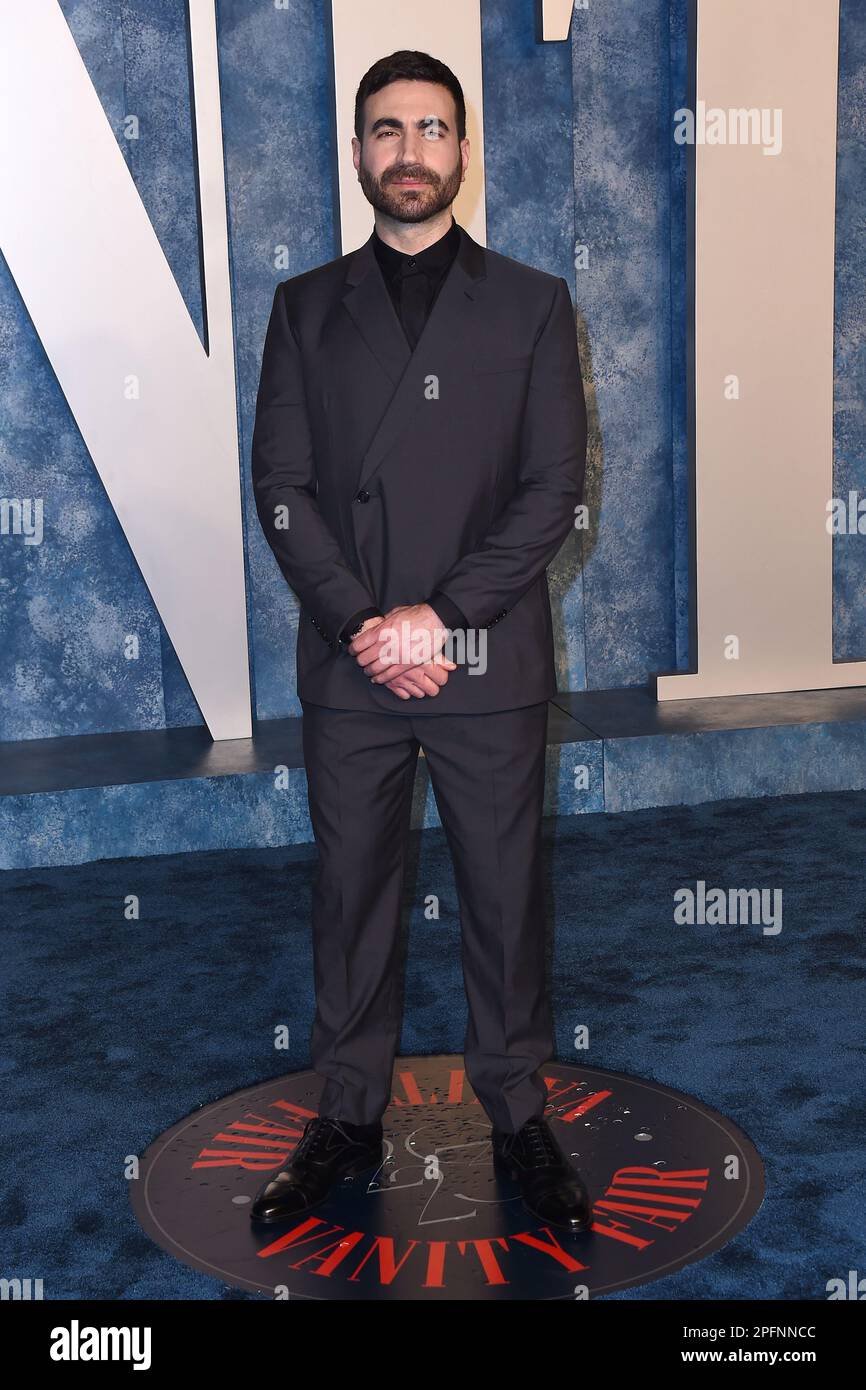 LOS ANGELES - MAR 12: Brett Goldstein at the 2023 Vanity Fair Oscar ...