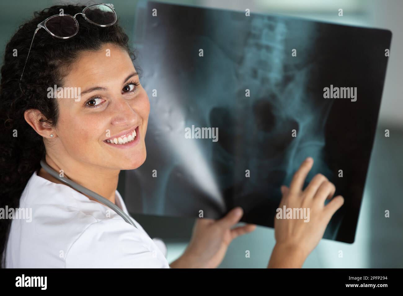 female doctor checking xray image Stock Photo - Alamy