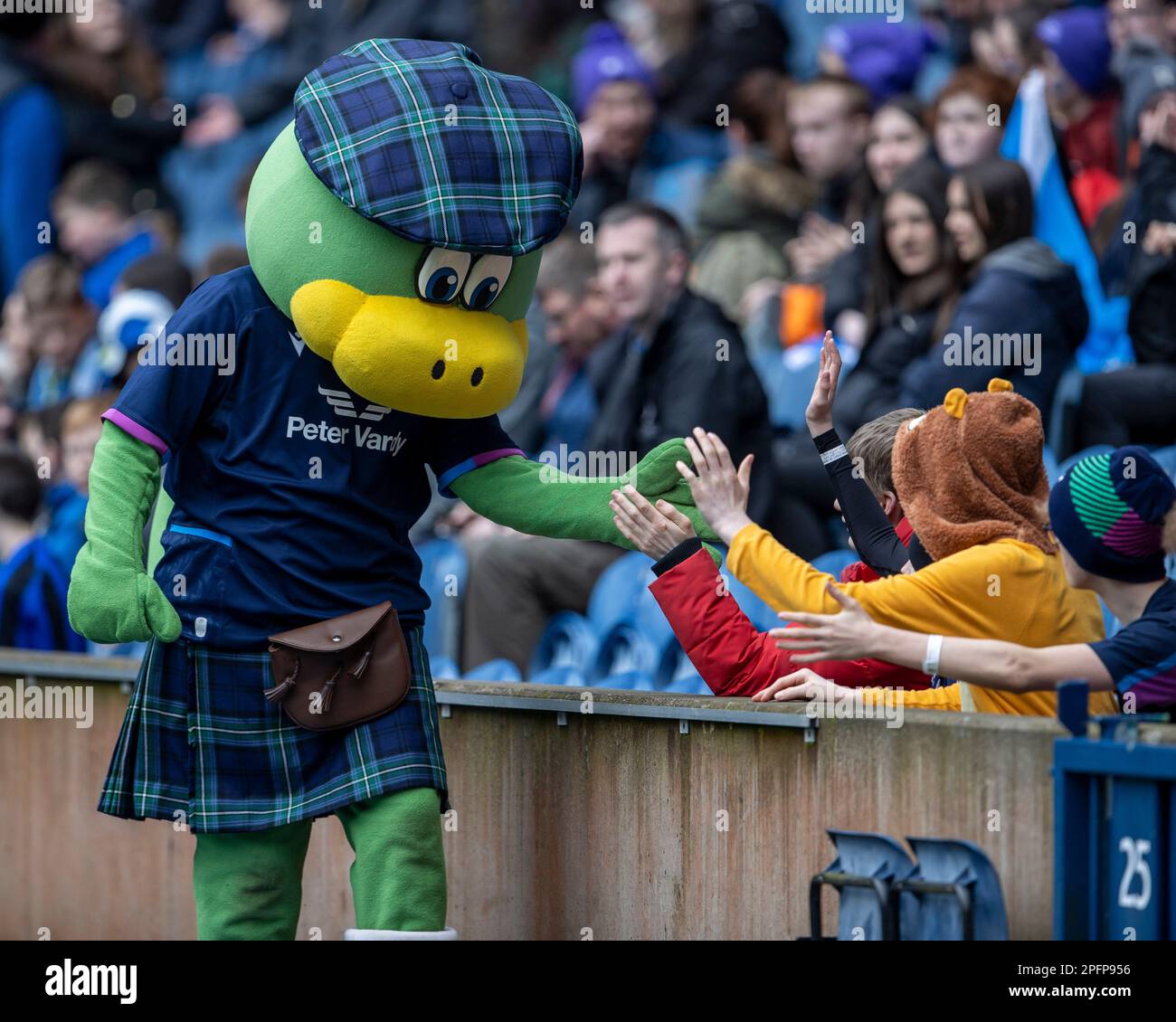 Rugby stadium hi hi-res stock photography and images - Alamy
