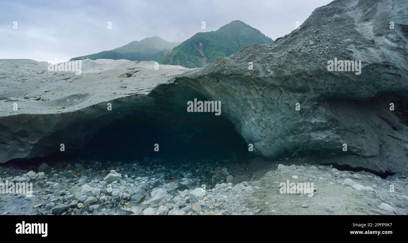 The ice under the rocks gradually melted, forming rivers. Geological ...