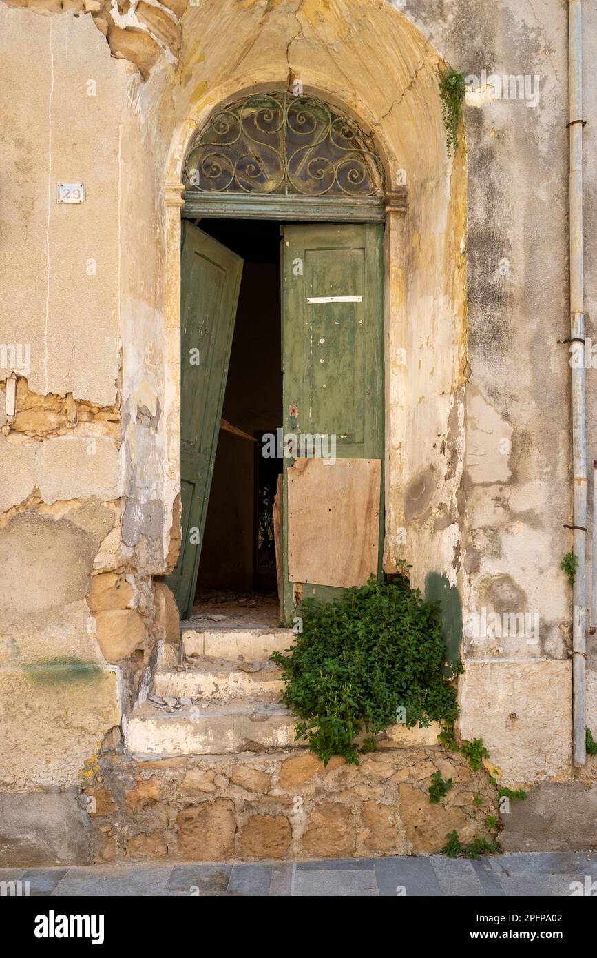 Front Door 29 Stock Photo - Alamy