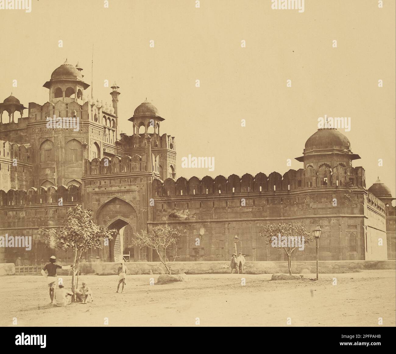 Lahore Gate of the Palace 1858 by Felice Beato Stock Photo - Alamy