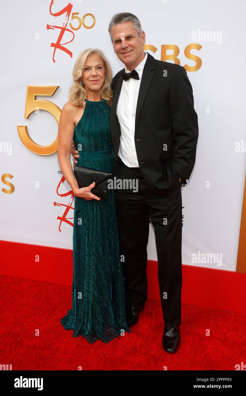 Los Angeles, Ca. 17th Mar, 2023. Robert Parucha, Linda Parucha at the ...