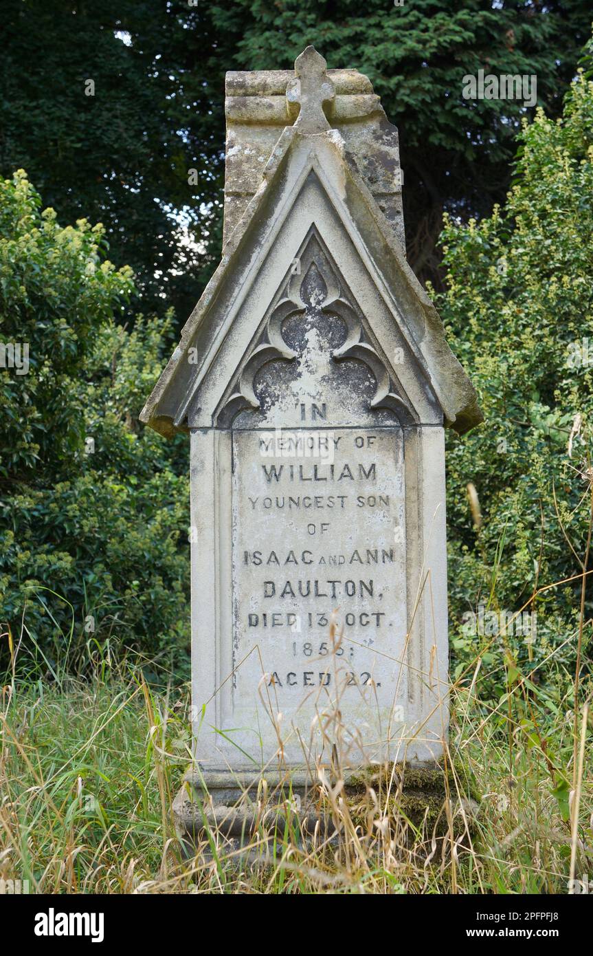 One of the earliest gravestones in the old 19th-century Boston ...