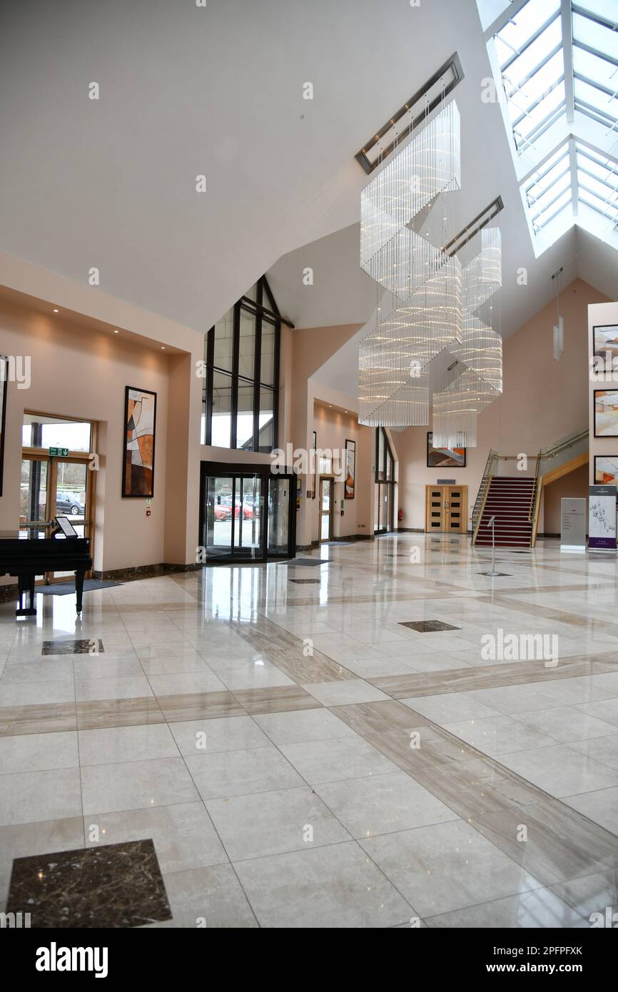 Reception foyer large hi-res stock photography and images - Alamy