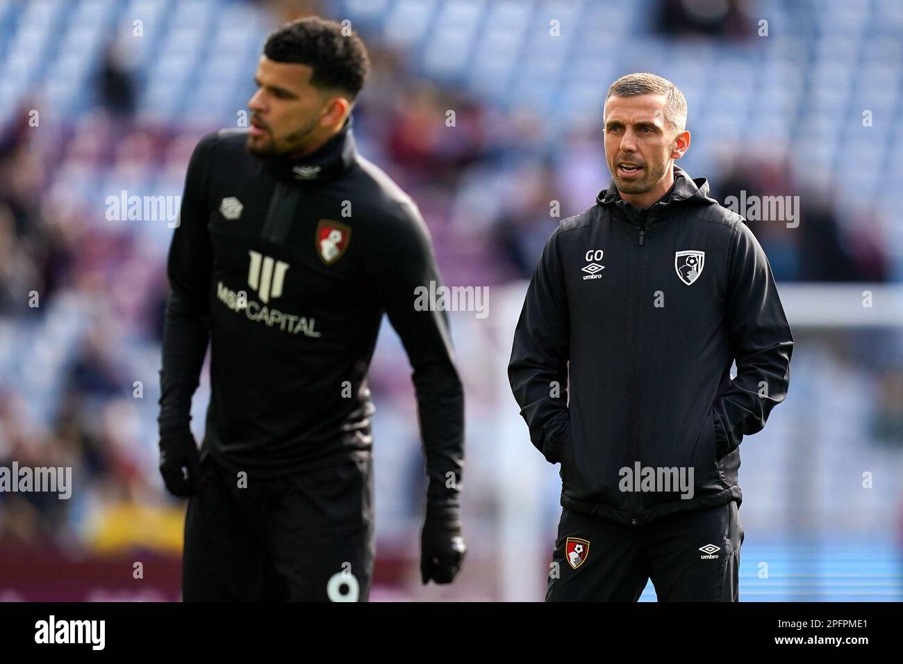 Afc bournemouth gary oneil hi-res stock photography and images - Alamy