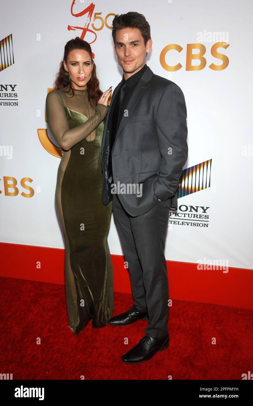 Los Angeles, Ca. 17th Mar, 2023. Courtney Hope, Mark Grossman at the ...