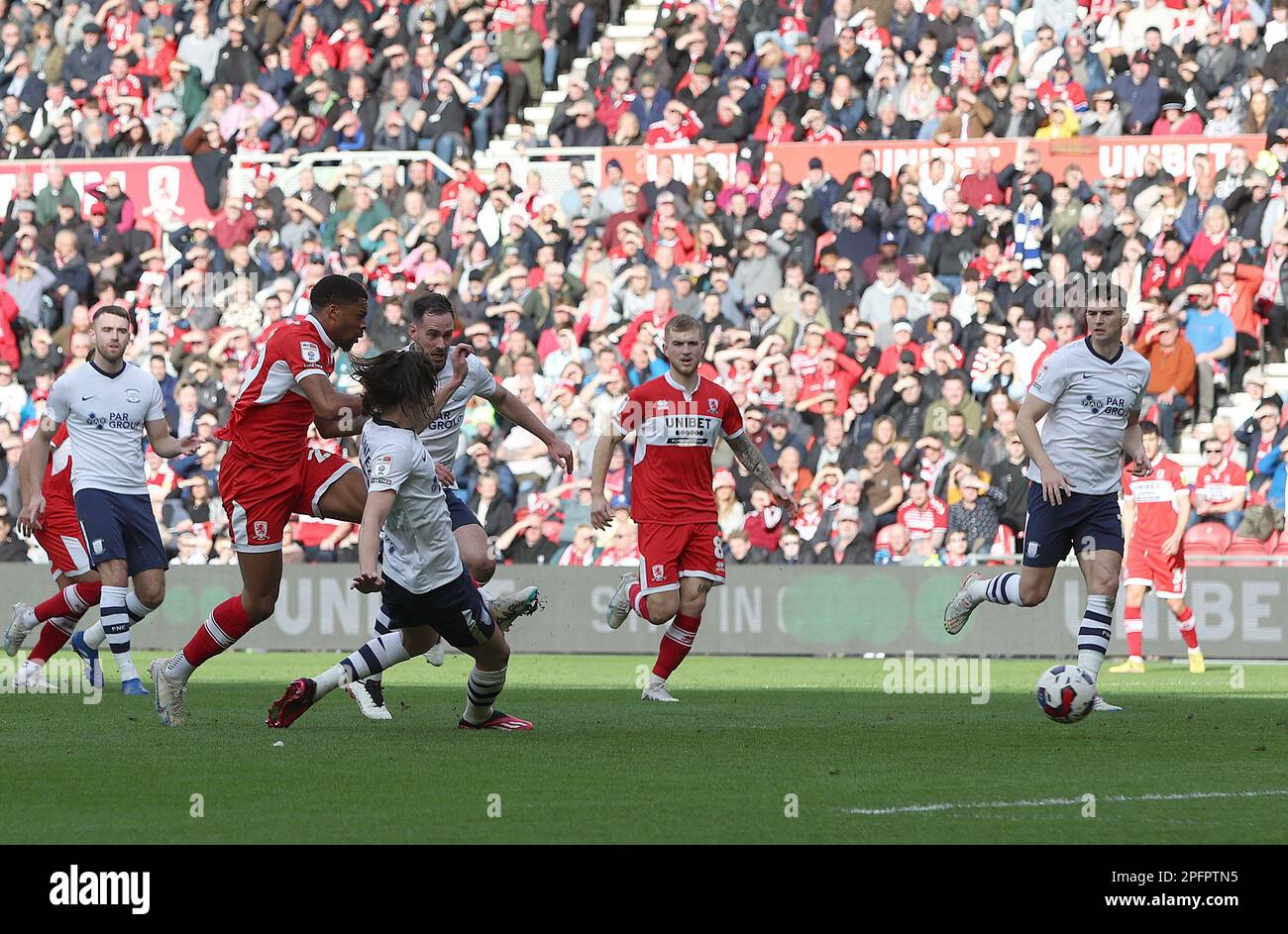 Chuba Akpom (L) of Middlesbrough shoots to score during the Sky Bet ...