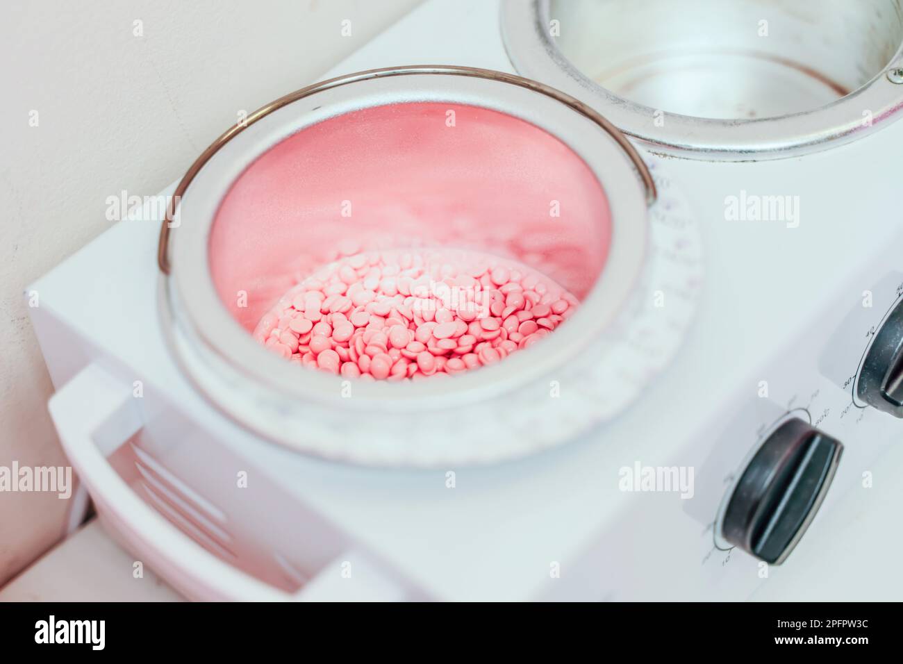 Sugaring Equipment for the production of sugaring paste. Help melt wax ...