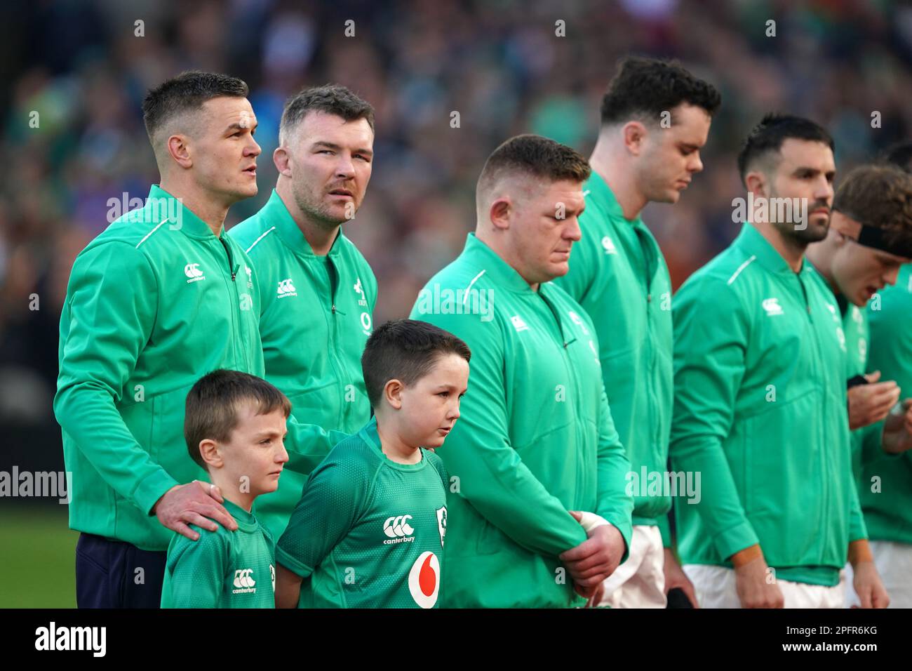 Ireland's Jonathan Sexton (left) prior to the Guinness Six Nations ...
