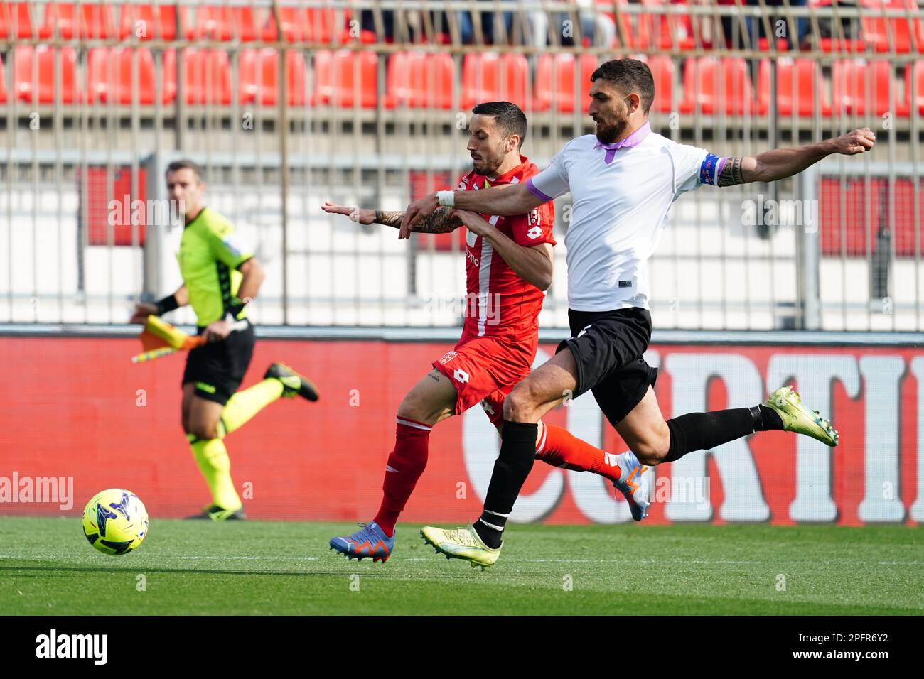 Patrick Ciurria (AC Monza) and Matteo Bianchetti (US Cremonese) during ...