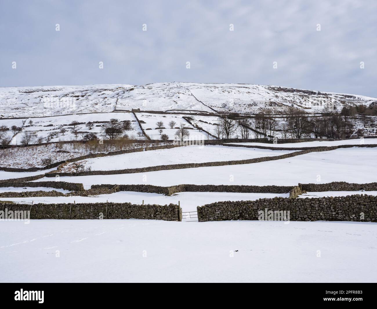 Swaledale yorkshire dales winter hi-res stock photography and images ...