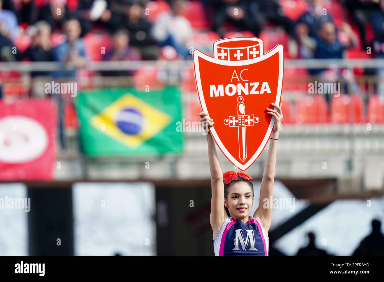 Cremonese logo hi-res stock photography and images - Alamy
