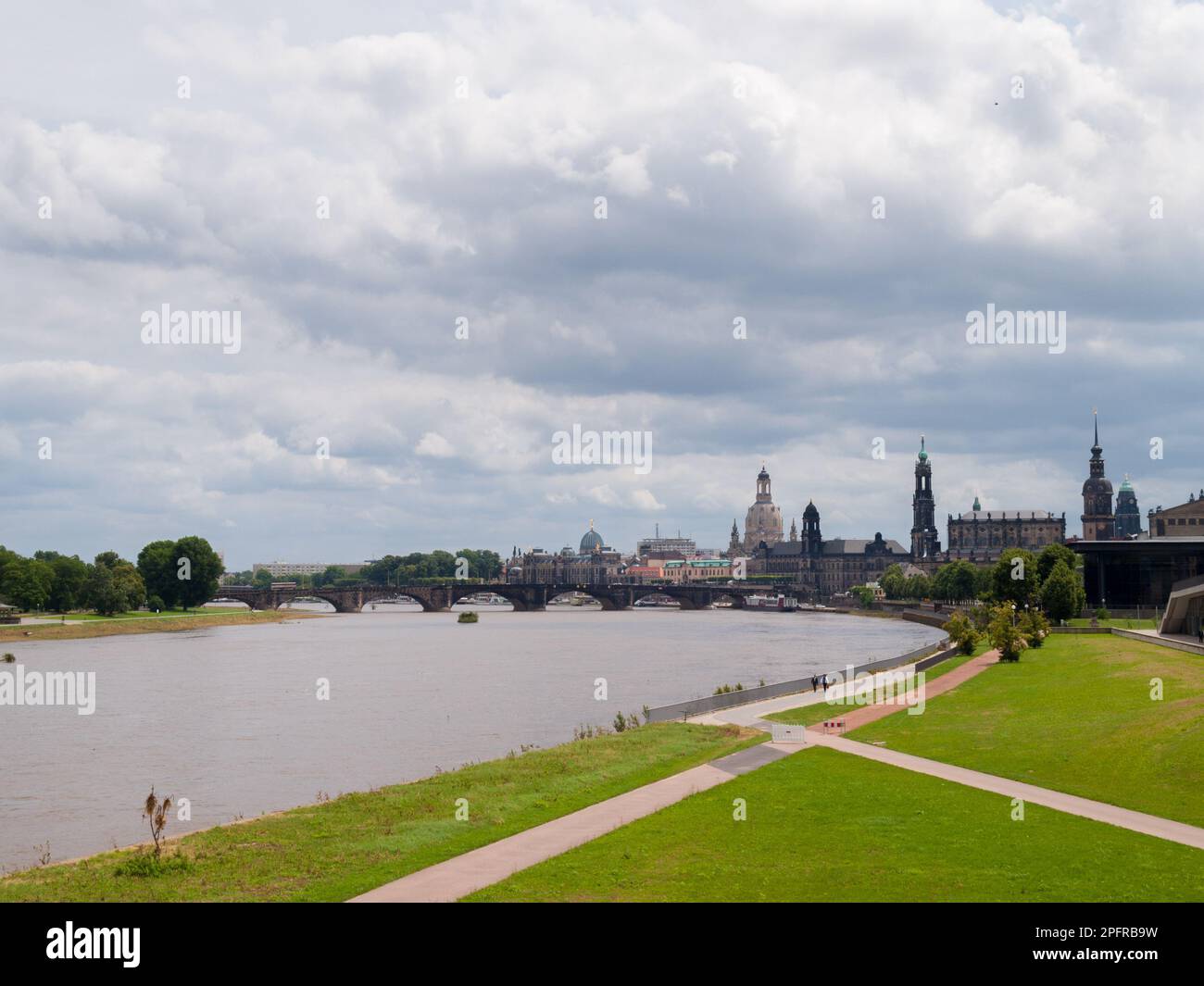Summer at dresden cathedral hi-res stock photography and images - Alamy