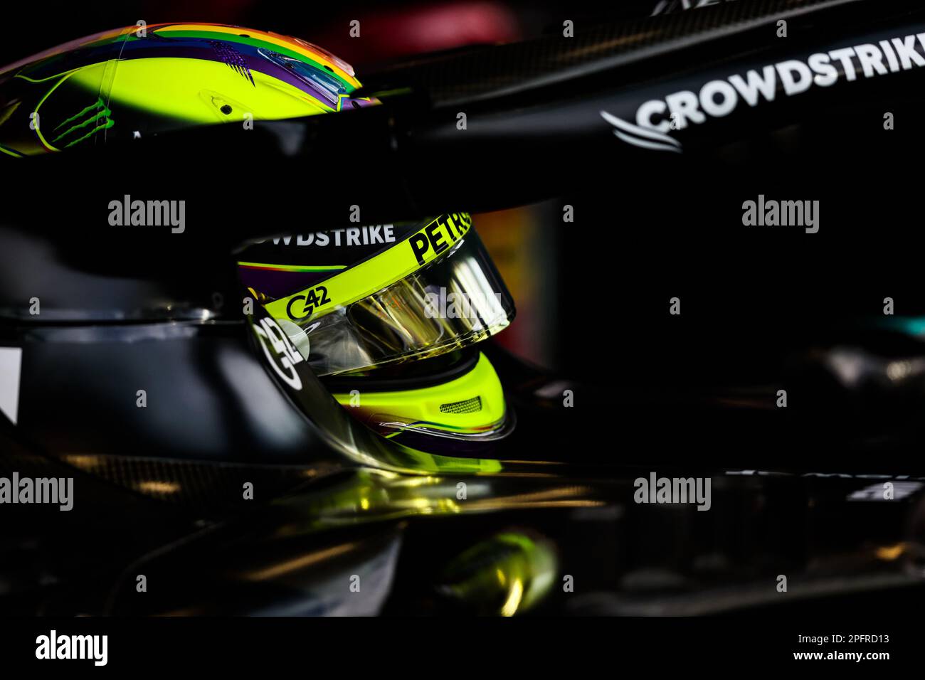 HAMILTON Lewis (gbr), Mercedes AMG F1 Team W14, portrait helmet, casque ...