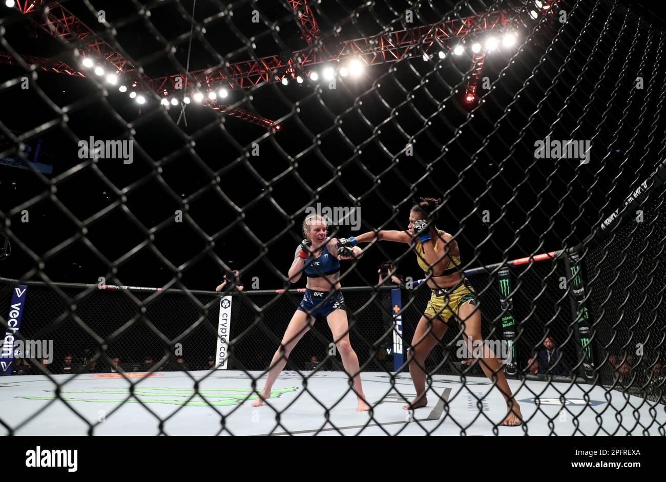 Joanne wood ufc hi-res stock photography and images - Alamy
