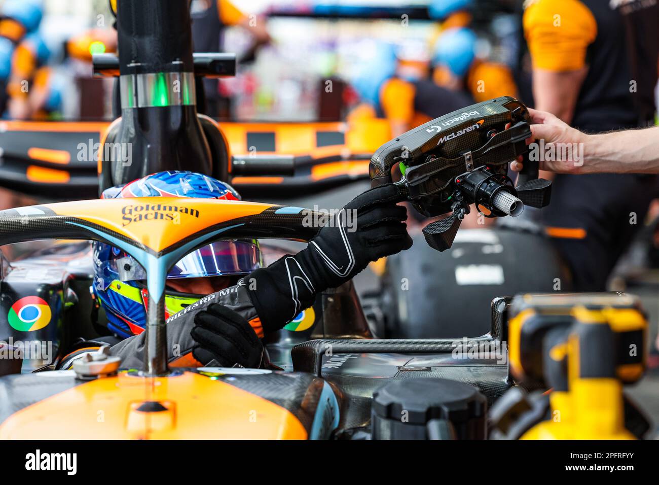 Volante Mclaren F1 2023