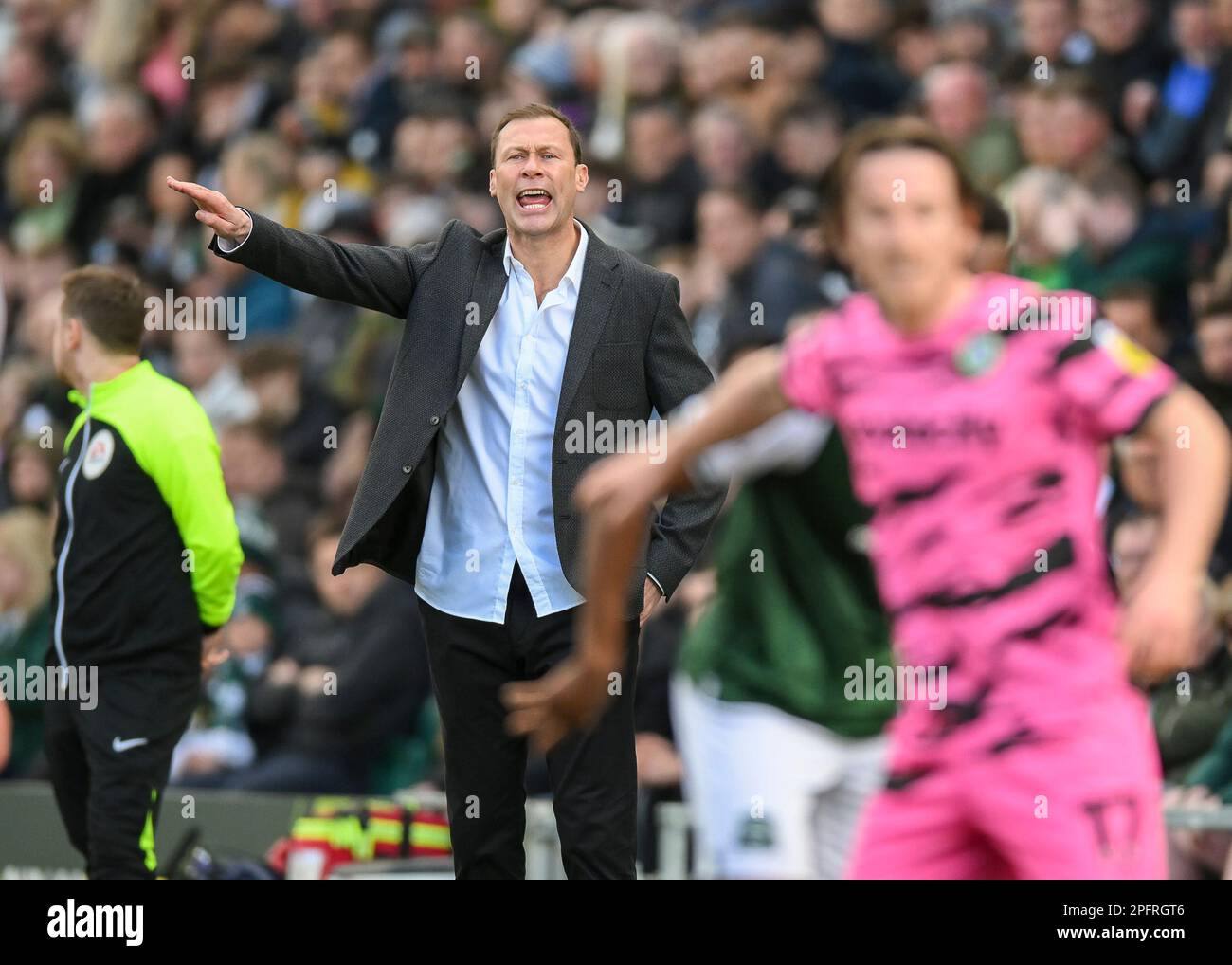 Duncan Ferguson manager of Forest Green Rovers gestures, shouts ...