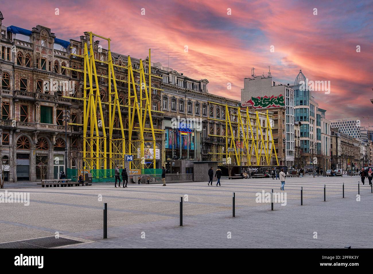 Brussels skyline silhouette hi-res stock photography and images - Alamy